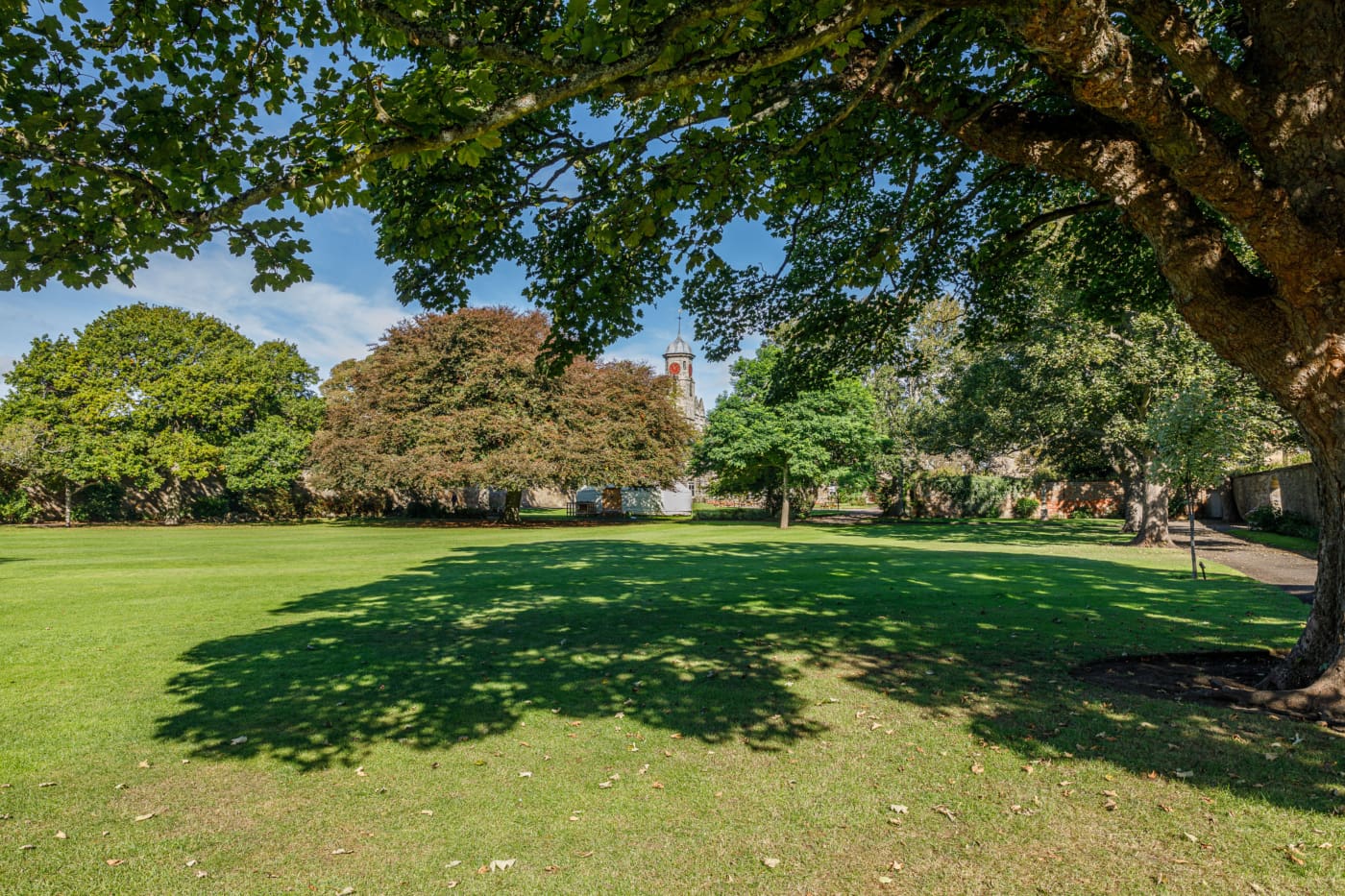 About St Leonards | Our History & Ad Vitam Ethos